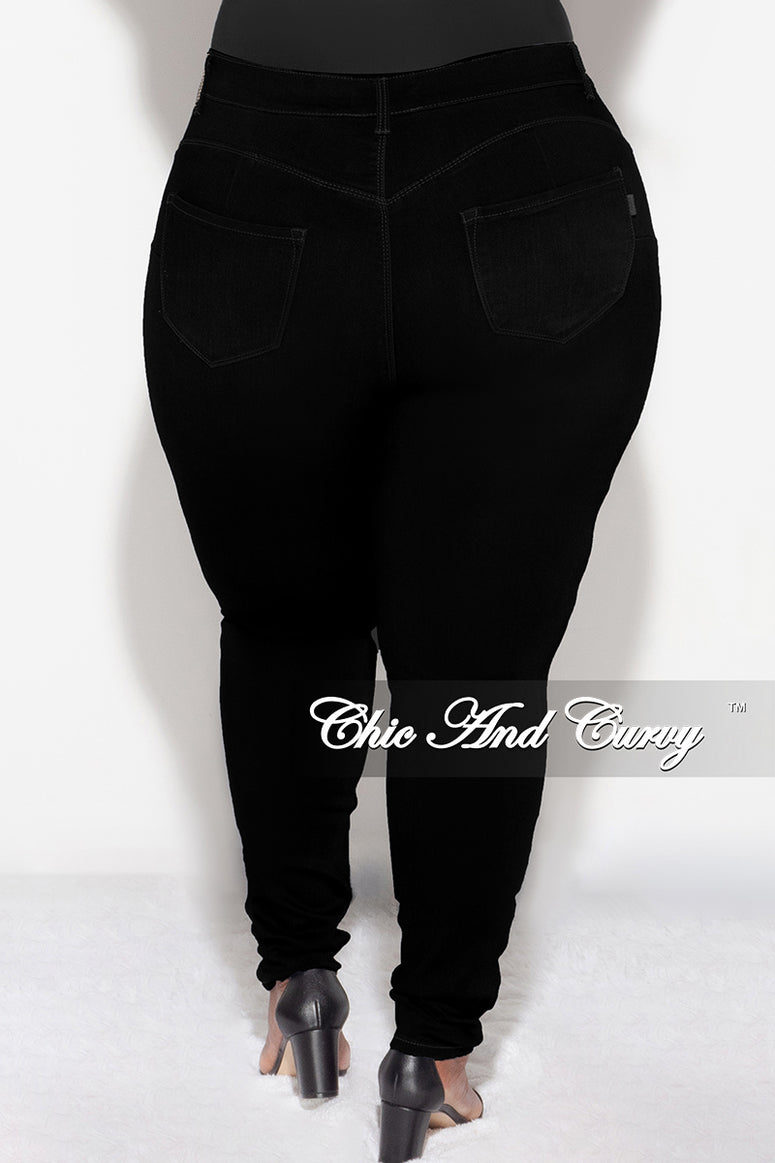 Denim – Chic And Curvy